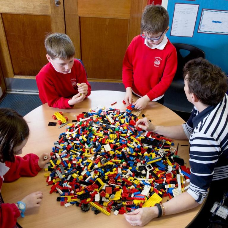 Connecting with Intensive Interaction – A resource of Intensive ...